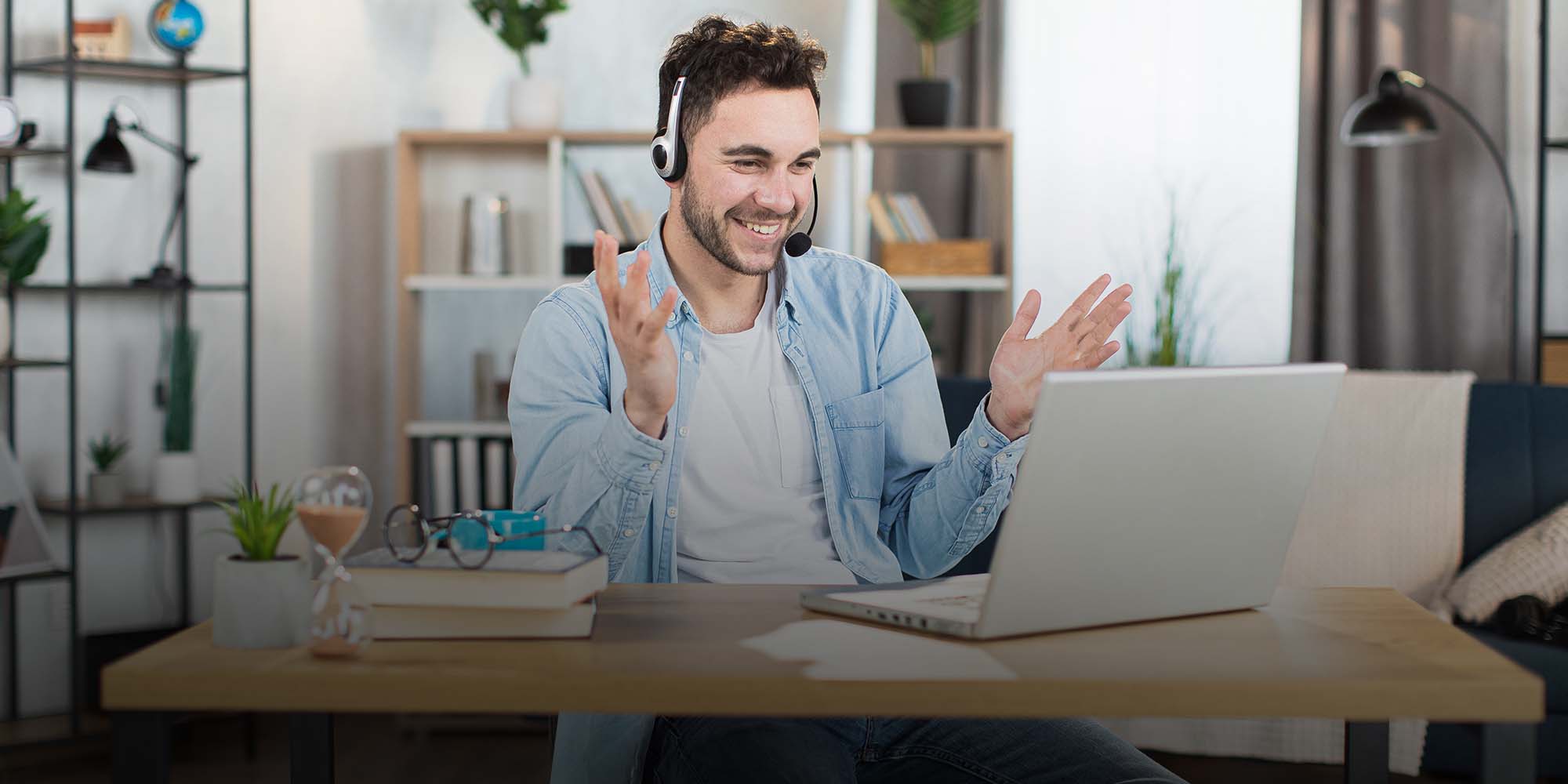 ILSC | Language Schools | Programs | ILSC ALLO Online | General French Communication